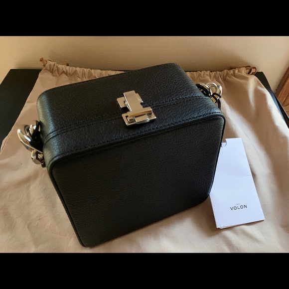 THE VOLON | Bags | Nwt The Volon Cube Chain Bag Black | Poshmark